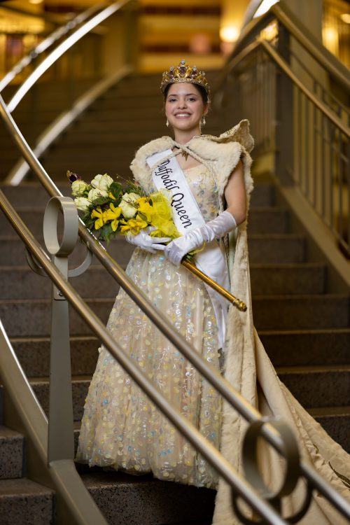 A Salute to Queen Vivian: Introducing the 2023 Daffodil Festival Queen ...